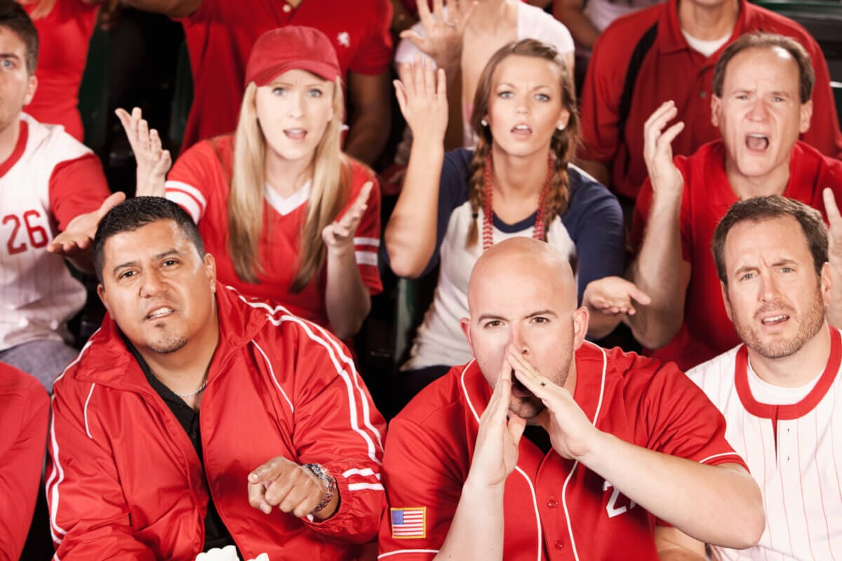 Why Booing in Stadiums Has Both Pros and Cons | Matchday Behavior Guide
